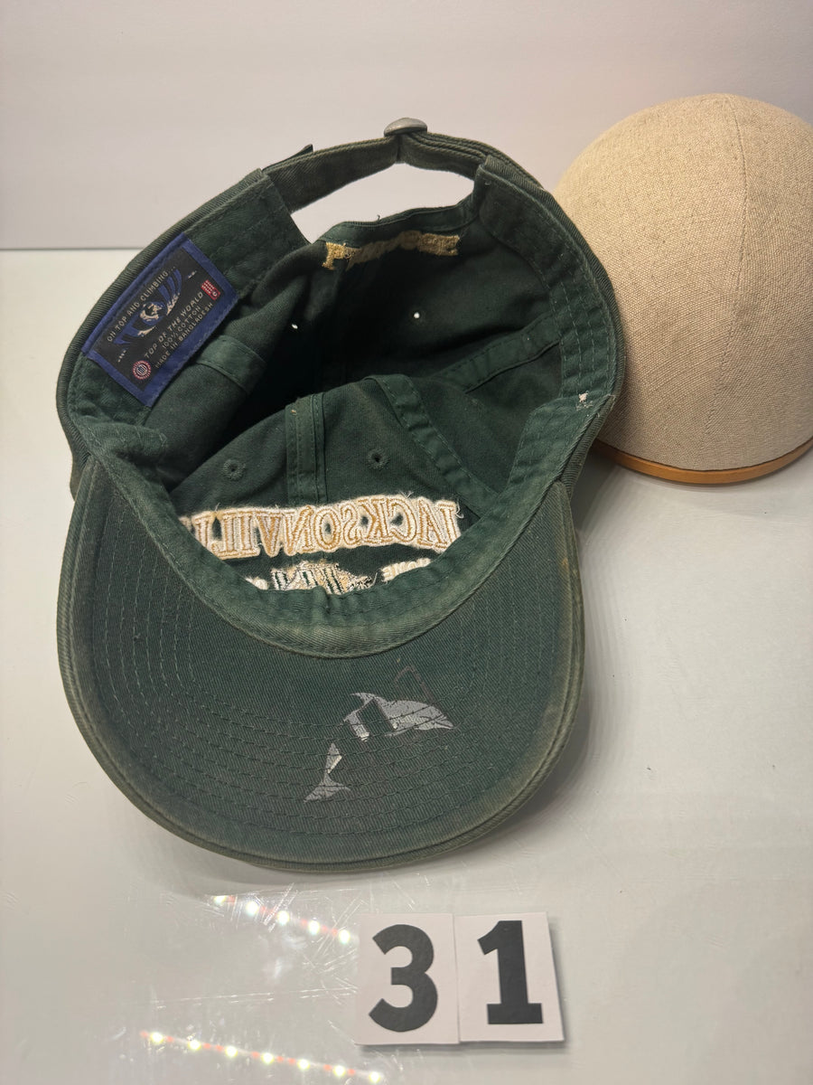 On Top Hat – Thrift2U